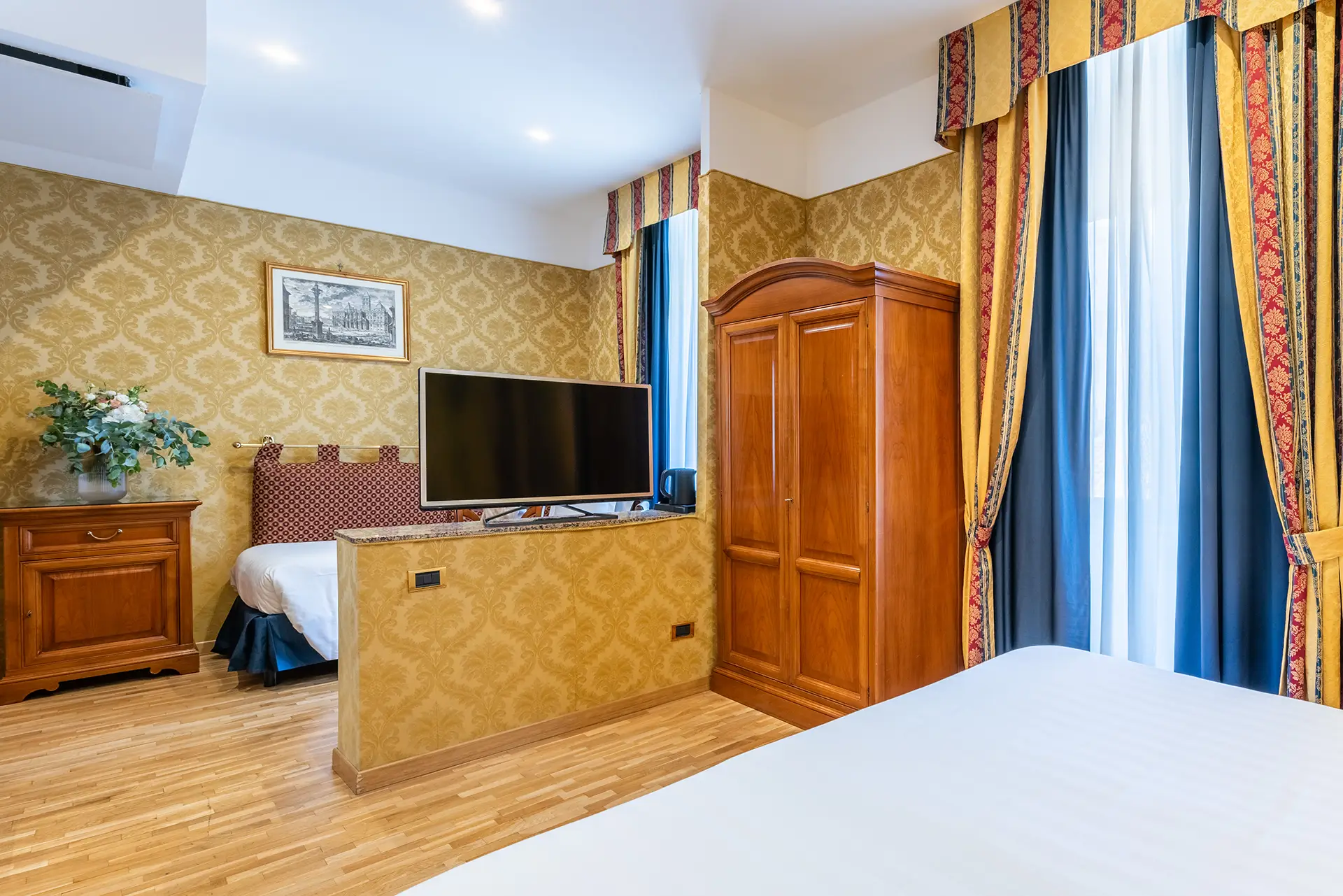Official Website - Hotel Raffaello Rome